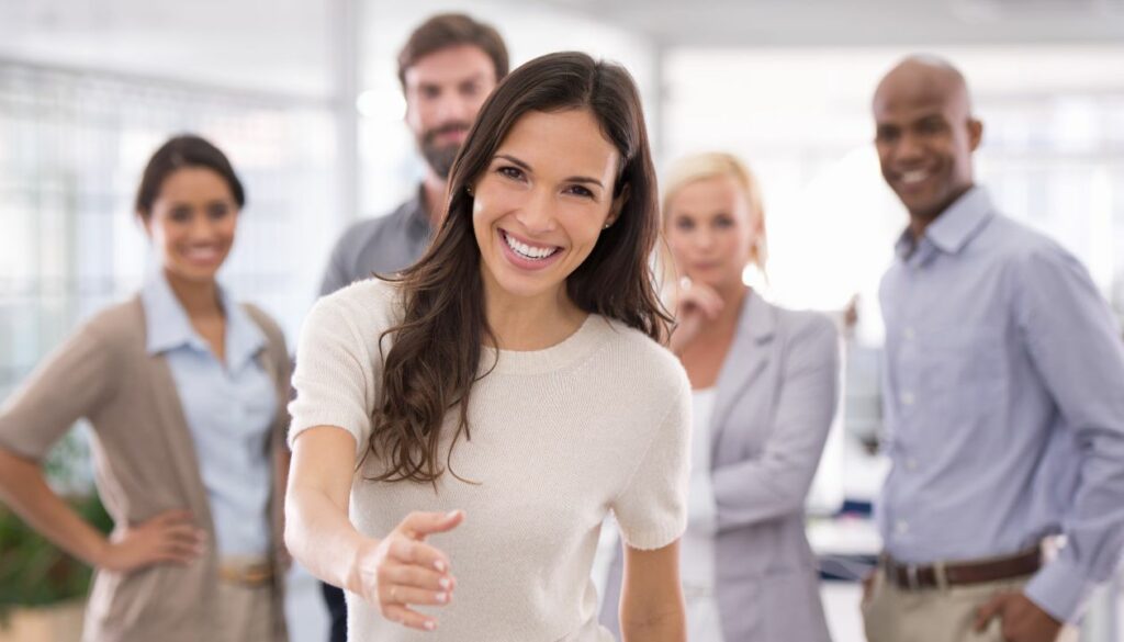 How To Introduce Yourself To A New Team in October 2025?